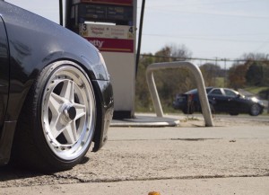 Work Ewing III in 17×9.5 on Saab 9-2X Saabaru | JDMEURO.com